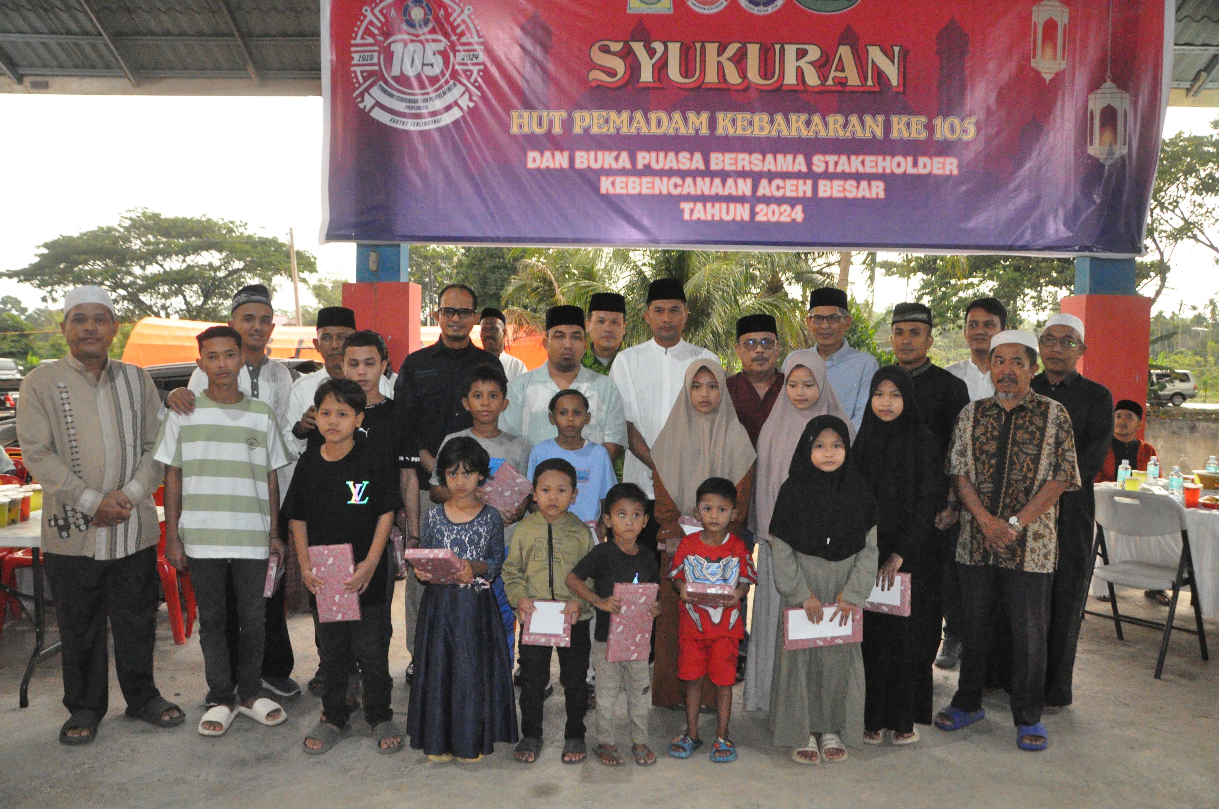 Peringati HUT ke-105 Damkar, Pj Bupati Santuni Anak Yatim