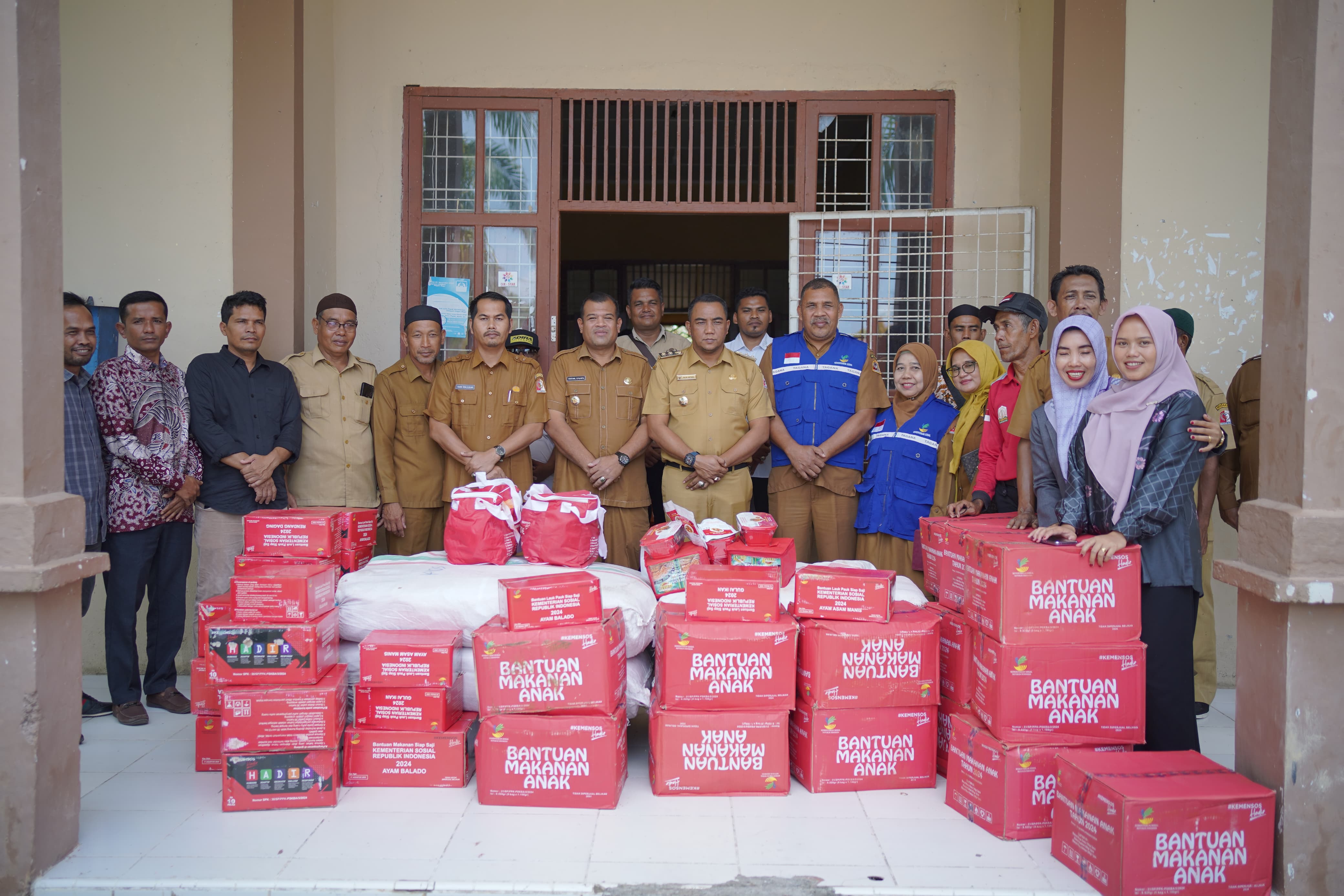 Pemkab Nagan Raya Salurkan Bantuan untuk Masyarakat Terdampak Banjir